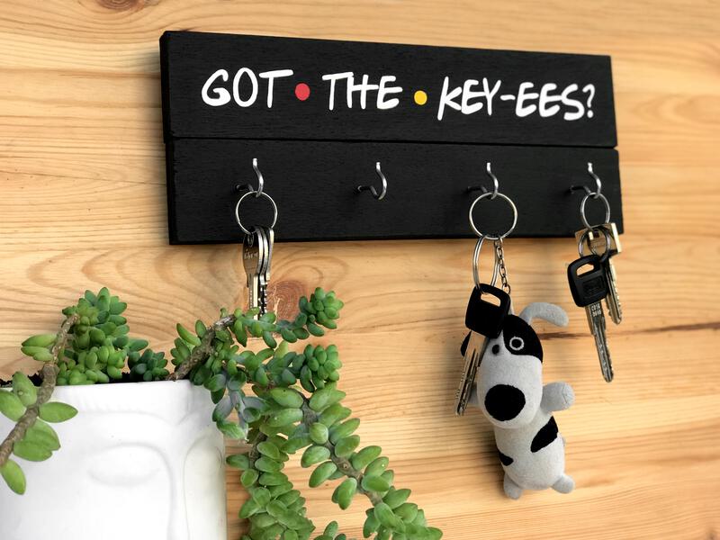Friends black keyholder — Petraki Art
