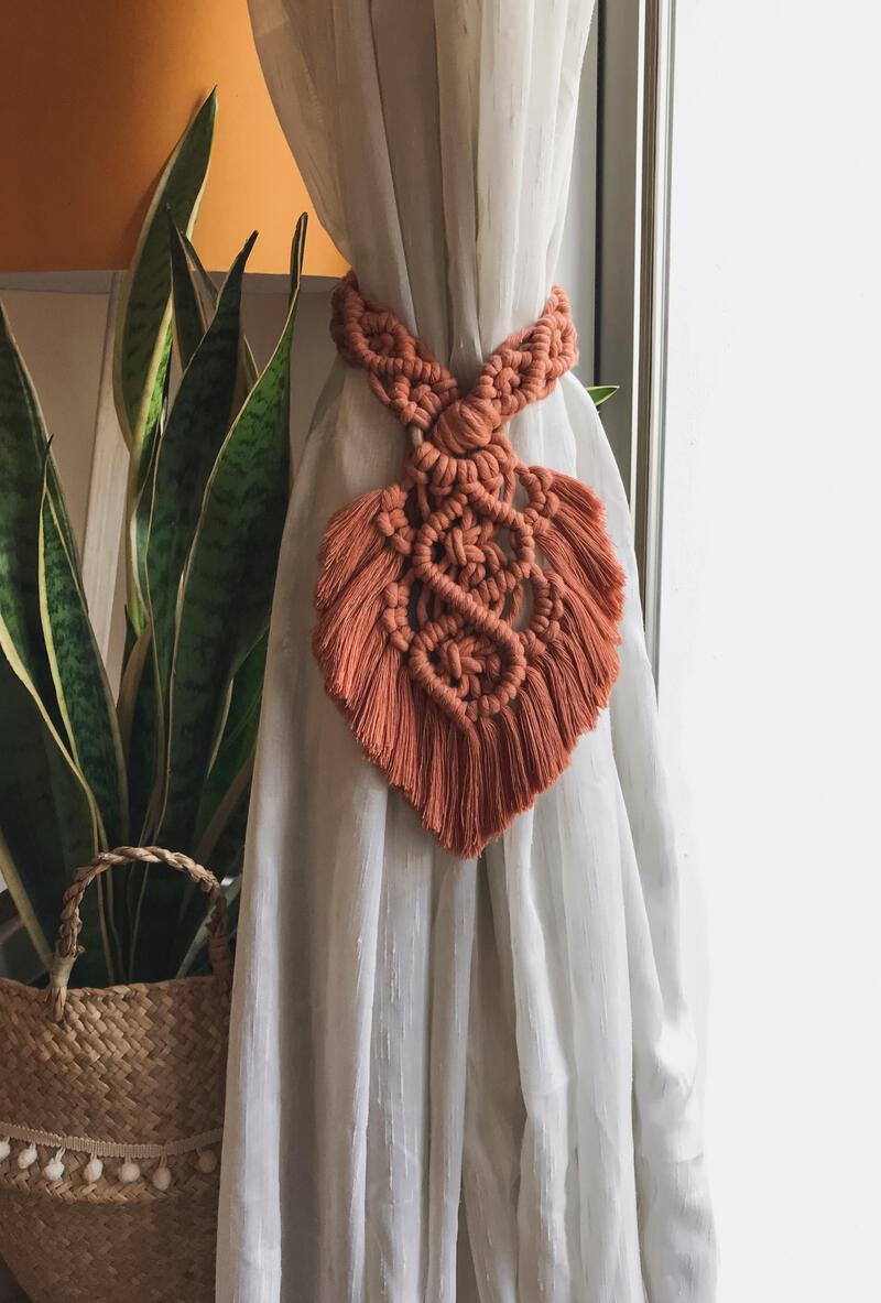 Macrame feather curtain tiebacks — Petraki Art